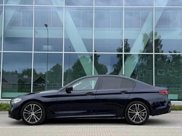 Blue BMW 520 2017 in Rezekne, with an engine capacity of 2.00 L and mileage of 181 thousand km for 22590 €, photo 2 on AUTOMOTO.COM.LV