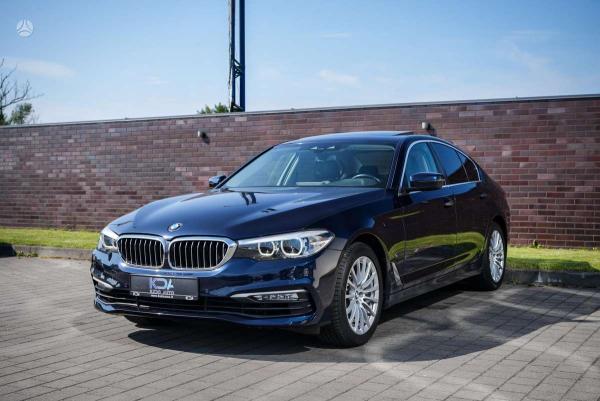Blue BMW 520 2017 in Marijampole, with an engine capacity of 2.00 L and mileage of 104 thousand km for 16950 €, photo 5 on AUTOMOTO.COM.LV