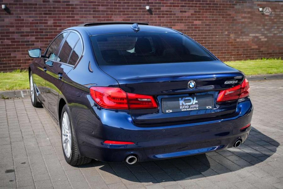 Blue BMW 520 2017 in Marijampole, with an engine capacity of 2.00 L and mileage of 104 thousand km for 16950 €, photo 11 on AUTOMOTO.COM.LV