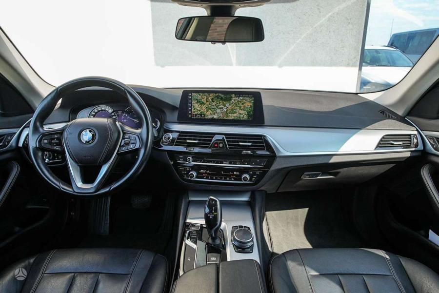 Blue BMW 520 2017 in Marijampole, with an engine capacity of 2.00 L and mileage of 104 thousand km for 16950 €, photo 17 on AUTOMOTO.COM.LV