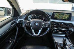 Blue BMW 520 2017 in Marijampole, with an engine capacity of 2.00 L and mileage of 104 thousand km for 16950 €, photo 18 on AUTOMOTO.COM.LV