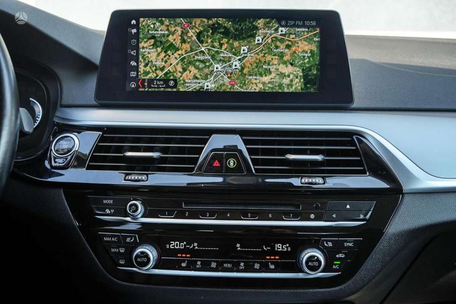 Blue BMW 520 2017 in Marijampole, with an engine capacity of 2.00 L and mileage of 104 thousand km for 16950 €, photo 20 on AUTOMOTO.COM.LV