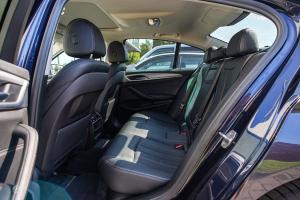 Blue BMW 520 2017 in Marijampole, with an engine capacity of 2.00 L and mileage of 104 thousand km for 16950 €, photo 35 on AUTOMOTO.COM.LV
