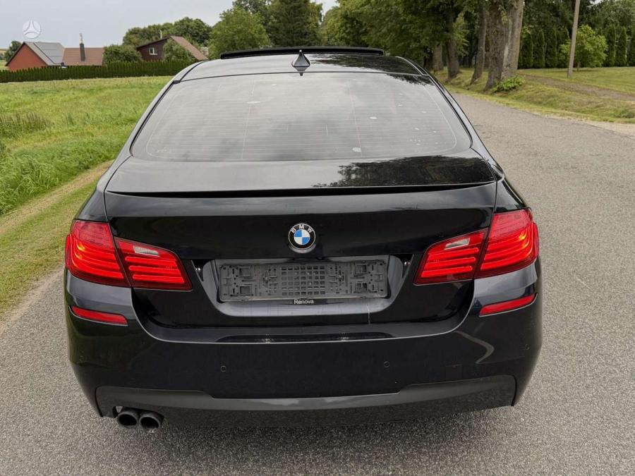 Blue BMW 520 2017 in Prienai, with an engine capacity of 2.00 L and mileage of 270 thousand km for 11900 €, photo 7 on AUTOMOTO.COM.LV