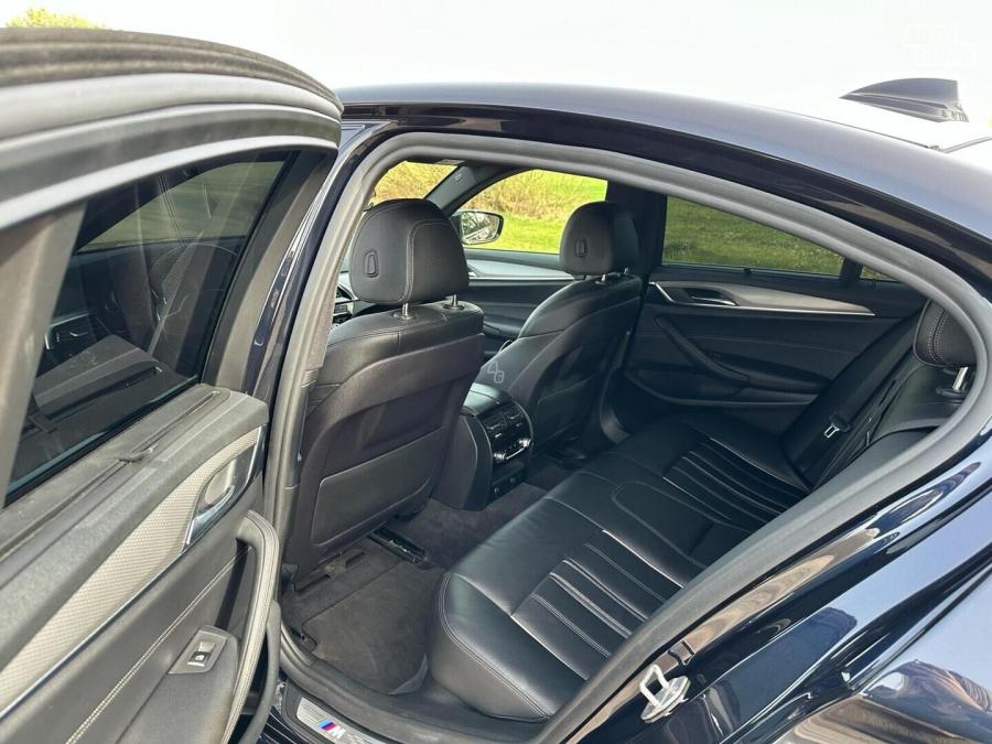 Blue BMW 520 2018 in Kupiskis, with an engine capacity of 2.00 L and mileage of 83 thousand km for 22500 €, photo 13 on AUTOMOTO.COM.LV