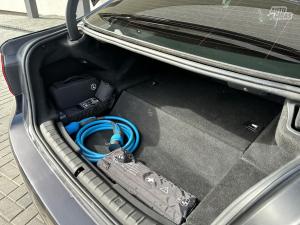 Blue BMW 520 2018 in Kupiskis, with an engine capacity of 2.00 L and mileage of 83 thousand km for 22500 €, photo 15 on AUTOMOTO.COM.LV