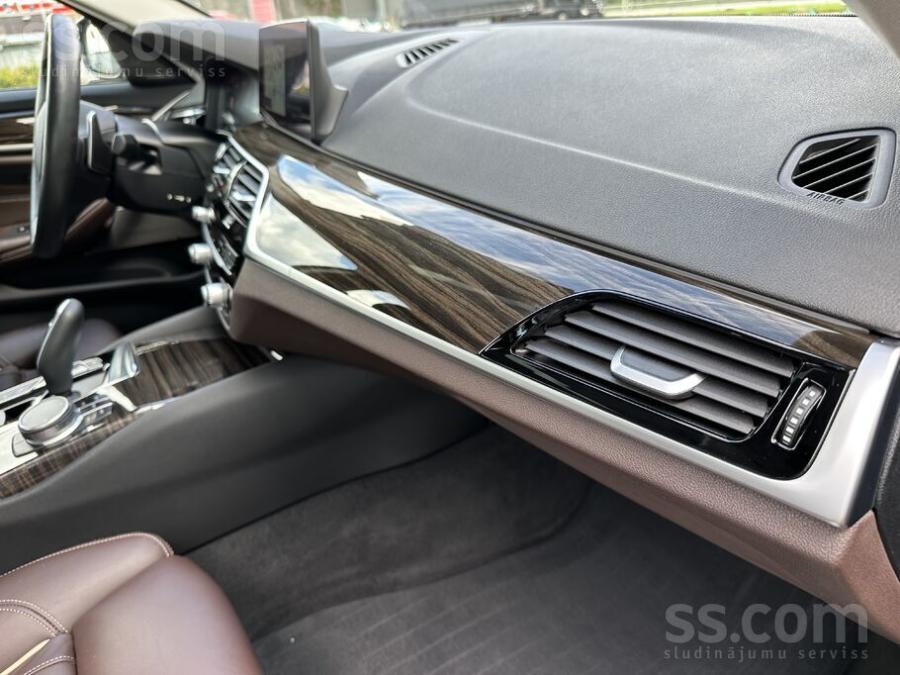 Синий БМВ 520 2019 в Рига, объемом двигателя 2.00 л и пробегом 0 тыс. км за 28800 €, фото 30 на AUTOMOTO.COM.LV