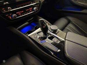 Blue BMW 520 2019 in Marijampole, with an engine capacity of 2.00 L and mileage of 321 thousand km for 17650 €, photo 18 on AUTOMOTO.COM.LV