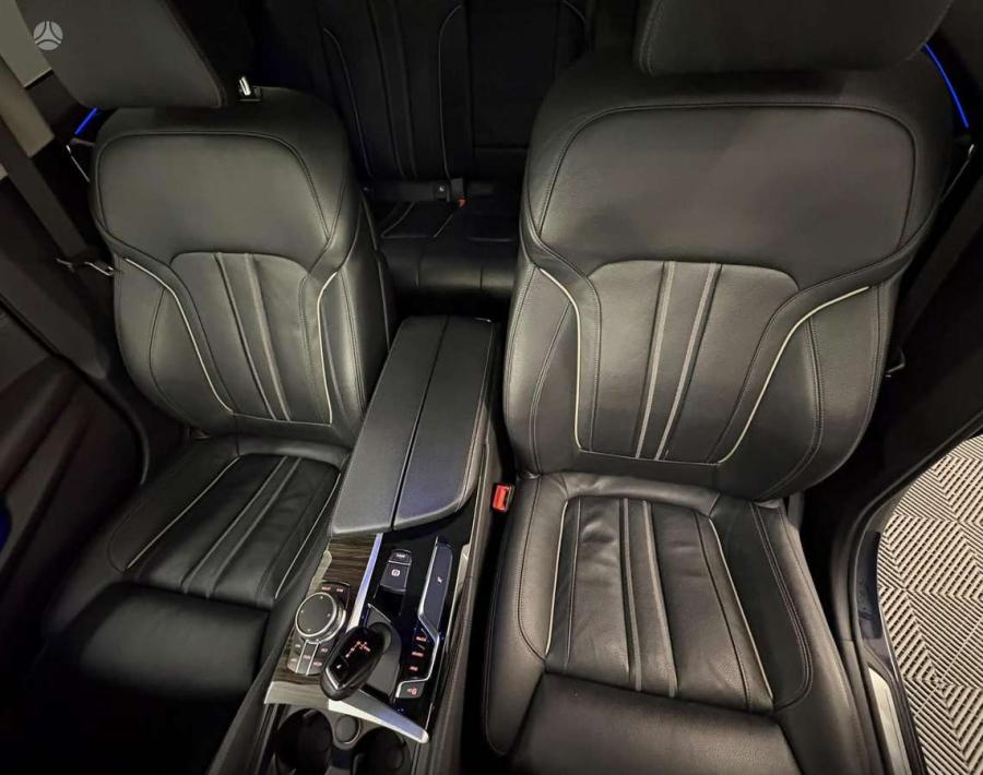 Blue BMW 520 2019 in Marijampole, with an engine capacity of 2.00 L and mileage of 321 thousand km for 17650 €, photo 32 on AUTOMOTO.COM.LV