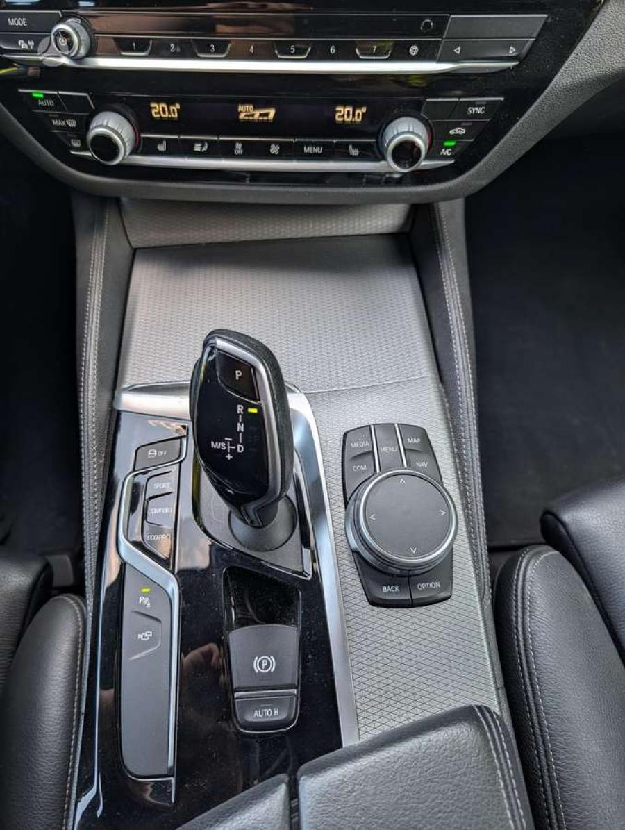 Zils BMW 520 2019 Tauragė, ar dzinēja tilpumu 2.00 L un nobraukumu 300 tūkst. km par 17969 €, foto 15 vietnē AUTOMOTO.COM.LV