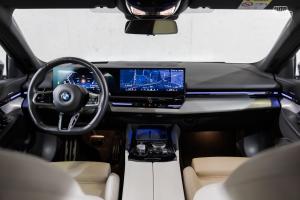 Zils BMW 520 2023 Viļņa, ar dzinēja tilpumu 2.00 L un nobraukumu 89 tūkst. km par 49991 €, foto 17 vietnē AUTOMOTO.COM.LV