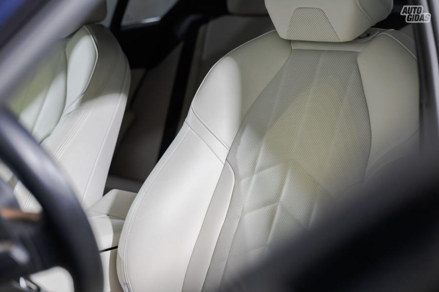Zils BMW 520 2023 Viļņa, ar dzinēja tilpumu 2.00 L un nobraukumu 89 tūkst. km par 49991 €, foto 28 vietnē AUTOMOTO.COM.LV