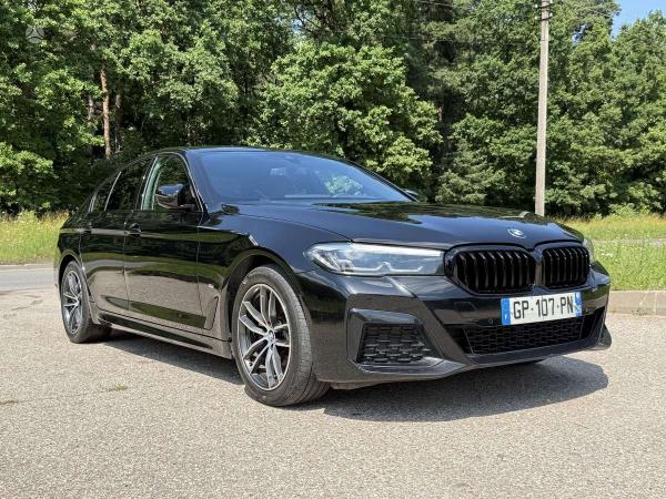 Zils BMW 520 2023 Kauņa, ar dzinēja tilpumu 2.00 L un nobraukumu 263 tūkst. km par 23600 €, foto 3 vietnē AUTOMOTO.COM.LV