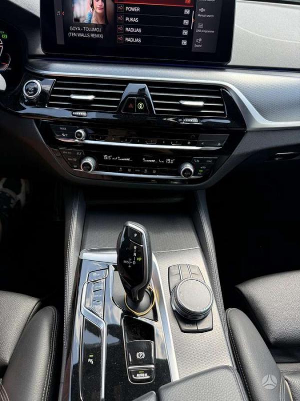 Zils BMW 520 2023 Kauņa, ar dzinēja tilpumu 2.00 L un nobraukumu 263 tūkst. km par 23600 €, foto 10 vietnē AUTOMOTO.COM.LV