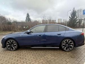 Zils BMW 520 2024 Viļņa, ar dzinēja tilpumu 2.00 L un nobraukumu 38 tūkst. km par 50900 €, foto 3 vietnē AUTOMOTO.COM.LV