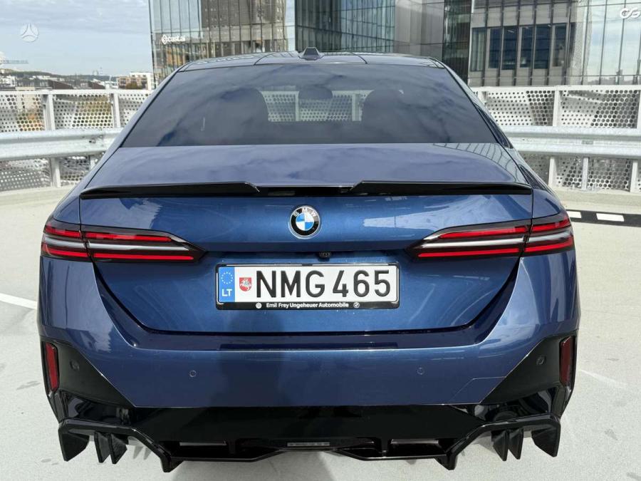 Zils BMW 520 2024 Viļņa, ar dzinēja tilpumu 2.00 L un nobraukumu 39 tūkst. km par 50900 €, foto 4 vietnē AUTOMOTO.COM.LV