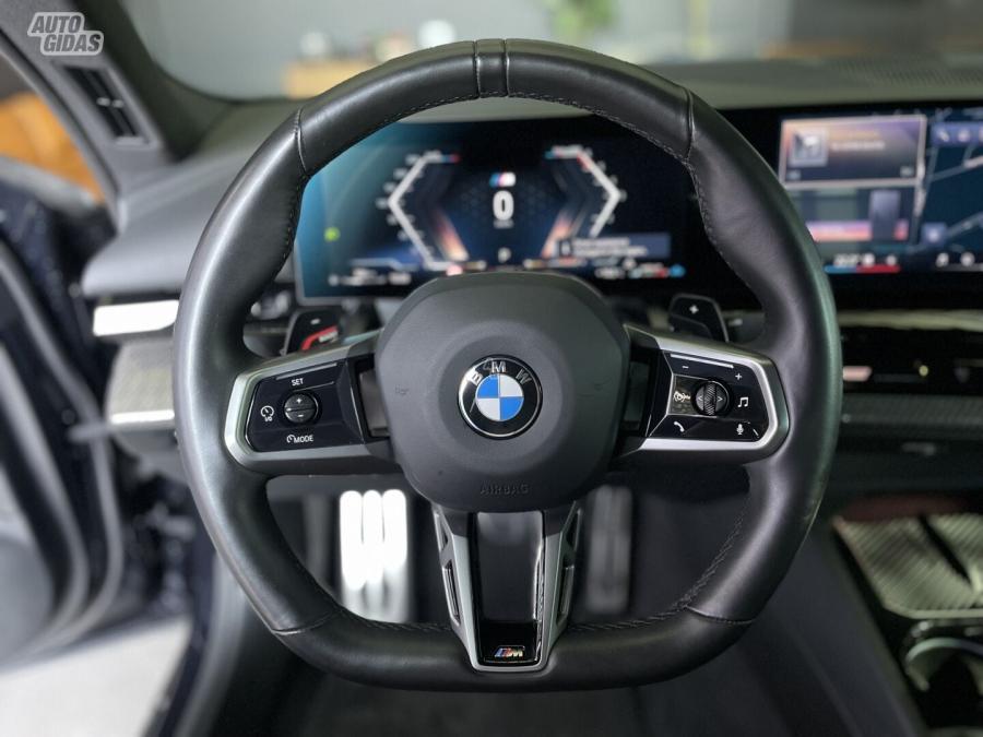 Blue BMW 520 2024 in Klaipeda, with an engine capacity of 2.00 L and mileage of 65 thousand km for 54991 €, photo 16 on AUTOMOTO.COM.LV