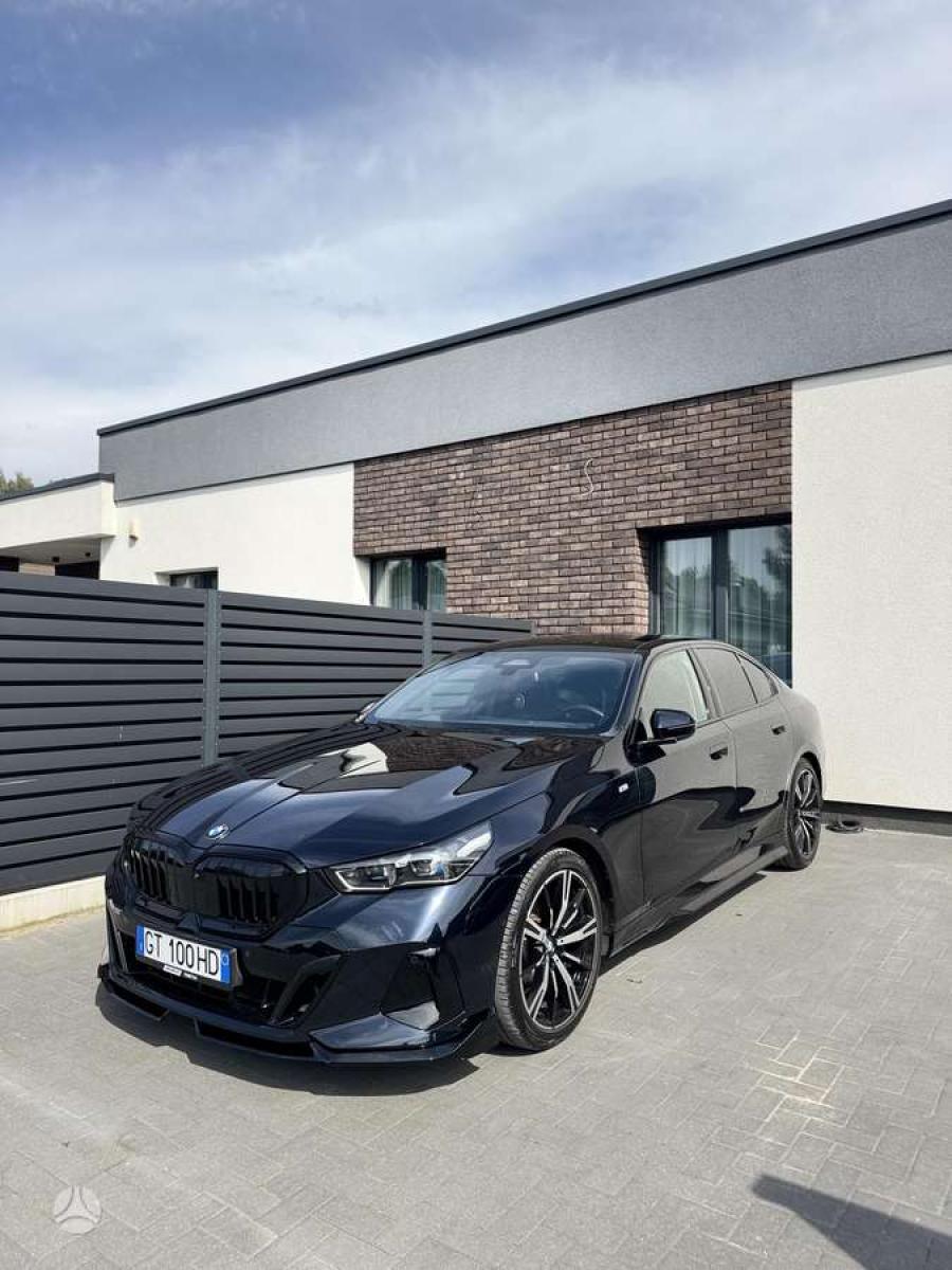 Zils BMW 520 2024 Viļņa, ar dzinēja tilpumu 2.00 L un nobraukumu 195 tūkst. km par 48000 €, foto 8 vietnē AUTOMOTO.COM.LV