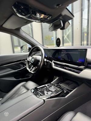 Zils BMW 520 2024 Viļņa, ar dzinēja tilpumu 2.00 L un nobraukumu 195 tūkst. km par 48000 €, foto 14 vietnē AUTOMOTO.COM.LV