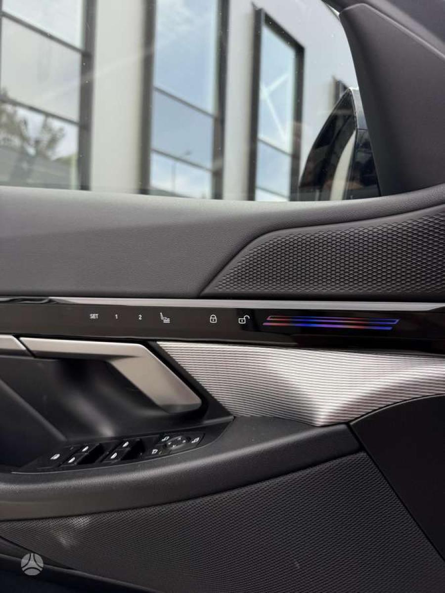 Zils BMW 520 2024 Viļņa, ar dzinēja tilpumu 2.00 L un nobraukumu 195 tūkst. km par 48000 €, foto 19 vietnē AUTOMOTO.COM.LV
