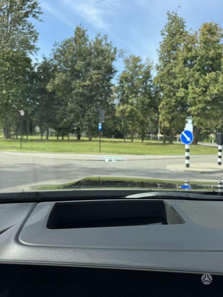 Zils BMW 520 2024 Viļņa, ar dzinēja tilpumu 2.00 L un nobraukumu 195 tūkst. km par 48000 €, foto 25 vietnē AUTOMOTO.COM.LV