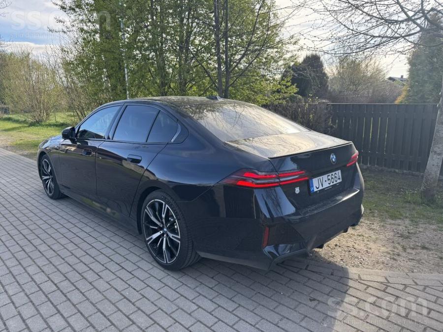 Zils BMW 520 2024 Liepāja, ar dzinēja tilpumu 2.00 L un nobraukumu 80 tūkst. km par 50000 €, foto 6 vietnē AUTOMOTO.COM.LV