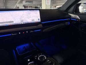 Blue BMW 520 2024 in Vilnius, with an engine capacity of 2.00 L and mileage of 59 thousand km for 55500 €, photo 38 on AUTOMOTO.COM.LV