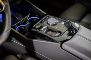 Blue BMW 520 2025 in Vilnius, with an engine capacity of 2.00 L and mileage of 9 thousand km for 65491 €, photo 16 on AUTOMOTO.COM.LV