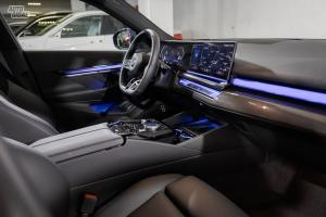 Blue BMW 520 2025 in Vilnius, with an engine capacity of 2.00 L and mileage of 9 thousand km for 65491 €, photo 17 on AUTOMOTO.COM.LV