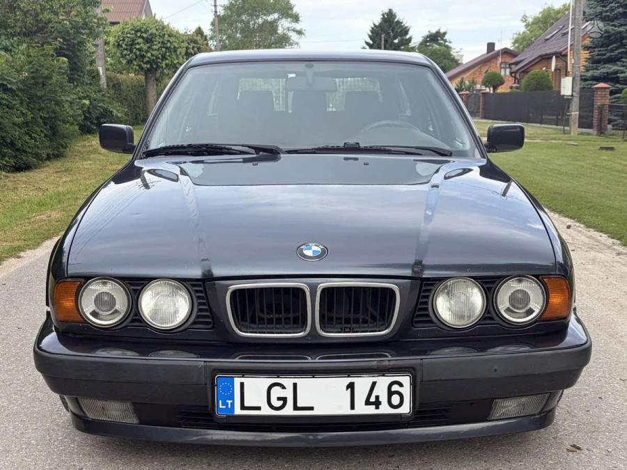 Zils BMW 520 1995 Kretinga, ar dzinēja tilpumu 1.99 L un nobraukumu 300 tūkst. km par 2900 €, foto 5 vietnē AUTOMOTO.COM.LV