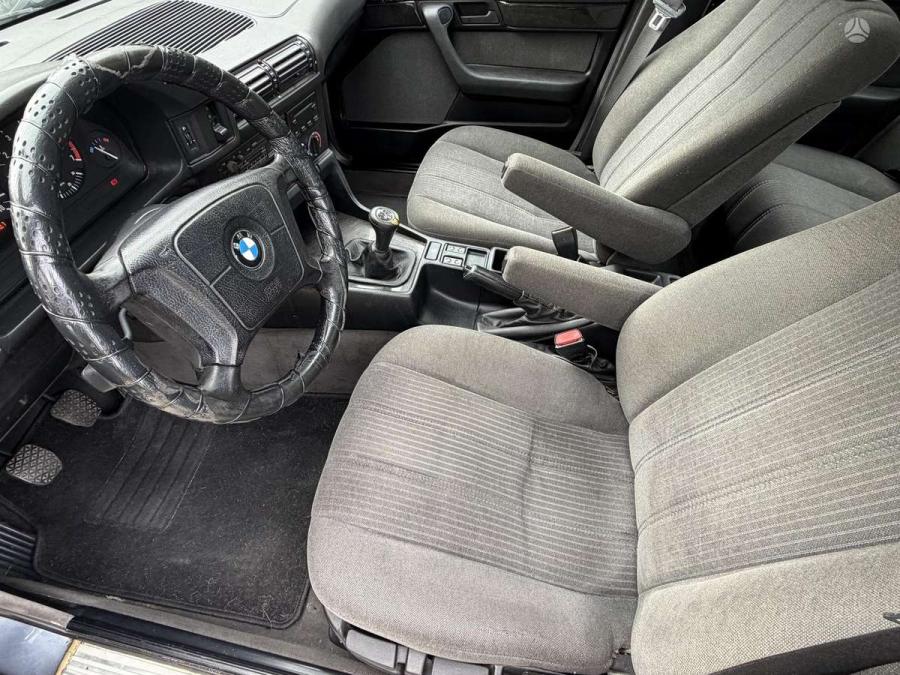 Zils BMW 520 1995 Kretinga, ar dzinēja tilpumu 1.99 L un nobraukumu 300 tūkst. km par 2900 €, foto 15 vietnē AUTOMOTO.COM.LV