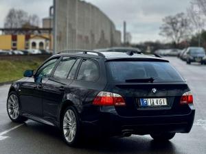 Zils BMW 520 2006 Radviliškis, ar dzinēja tilpumu 2.00 L un nobraukumu 322 tūkst. km par 4450 €, foto 14 vietnē AUTOMOTO.COM.LV
