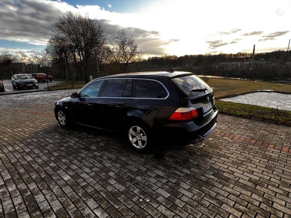 Blue BMW 520 2007 in Kursenai, with an engine capacity of 2.00 L and mileage of 380 thousand km for 3300 €, photo 4 on AUTOMOTO.COM.LV
