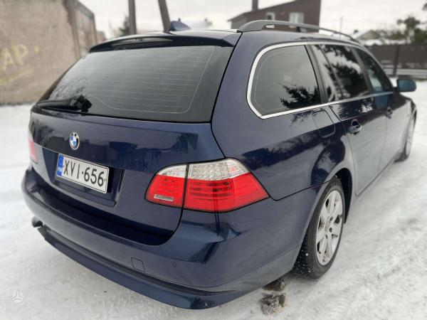 Blue BMW 520 2007 in Kaunas, with an engine capacity of 2.00 L and mileage of 320 thousand km for 2750 €, photo 5 on AUTOMOTO.COM.LV
