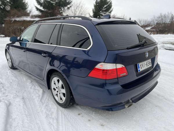 Blue BMW 520 2007 in Kaunas, with an engine capacity of 2.00 L and mileage of 320 thousand km for 2750 €, photo 7 on AUTOMOTO.COM.LV