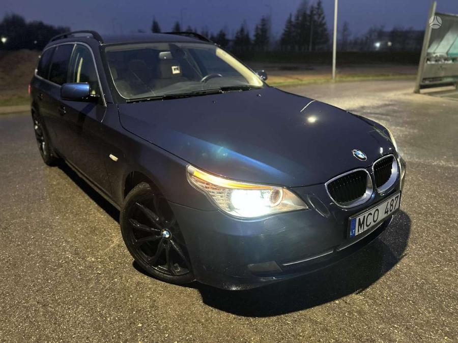 Blue BMW 520 2008 in Utena, with an engine capacity of 2.00 L and mileage of 470 thousand km for 2350 €, photo 4 on AUTOMOTO.COM.LV
