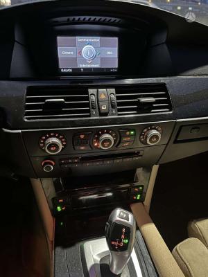 Blue BMW 520 2008 in Utena, with an engine capacity of 2.00 L and mileage of 470 thousand km for 2350 €, photo 7 on AUTOMOTO.COM.LV