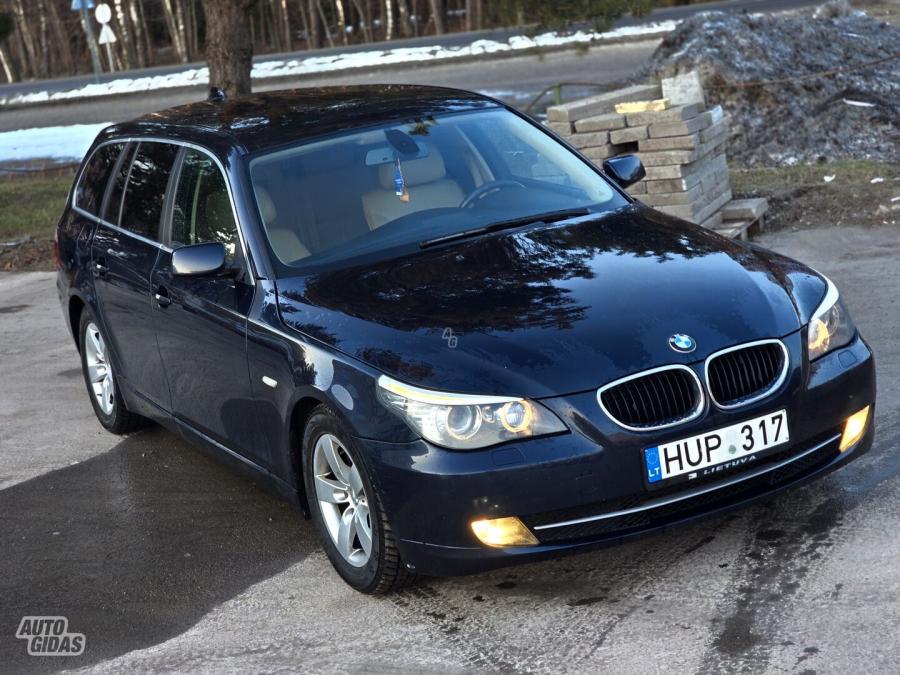 Blue BMW 520 2008 in Siauliai, with an engine capacity of 2.00 L and mileage of 379 thousand km for 2950 €, photo 3 on AUTOMOTO.COM.LV
