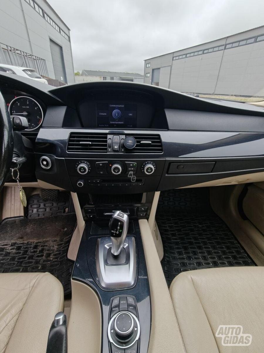 Blue BMW 520 2008 in Klaipeda, with an engine capacity of 2.00 L and mileage of 364 thousand km for 3500 €, photo 14 on AUTOMOTO.COM.LV