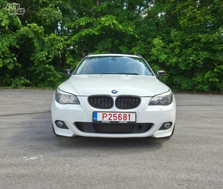 Blue BMW 520 2009 in Kaunas, with an engine capacity of 2.00 L and mileage of 350 thousand km for 4499 €, photo 6 on AUTOMOTO.COM.LV