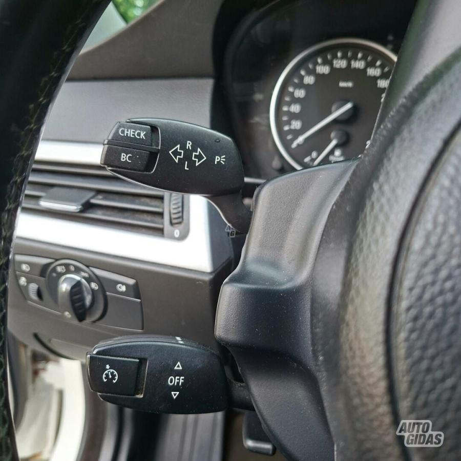 Blue BMW 520 2009 in Kaunas, with an engine capacity of 2.00 L and mileage of 350 thousand km for 4499 €, photo 15 on AUTOMOTO.COM.LV