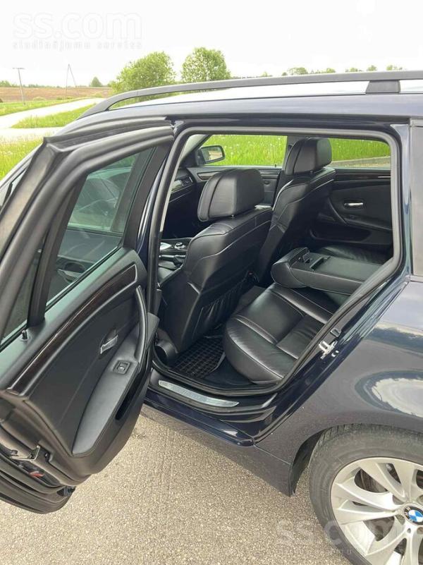 Blue BMW 520 2009 in Rezekne, with an engine capacity of 2.00 L and mileage of 312 thousand km for 4900 €, photo 7 on AUTOMOTO.COM.LV