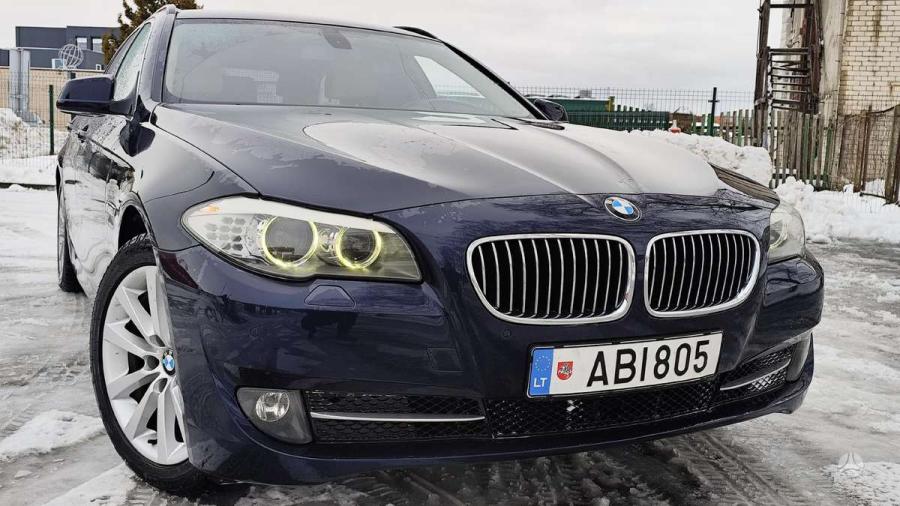 Zils BMW 520 2010 Šilutė, ar dzinēja tilpumu 2.00 L un nobraukumu 251 tūkst. km par 6299 €, foto 4 vietnē AUTOMOTO.COM.LV