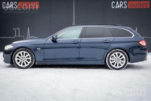 Blue BMW 520 2010 in Riga, with an engine capacity of 2.00 L and mileage of 374 thousand km for 9990 €, photo 5 on AUTOMOTO.COM.LV