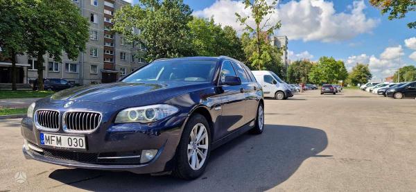 Blue BMW 520 2010 in Siauliai, with an engine capacity of 2.00 L and mileage of 345 thousand km for 7500 €, photo 2 on AUTOMOTO.COM.LV