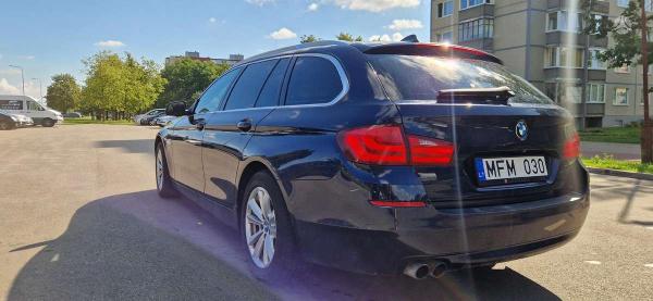 Blue BMW 520 2010 in Siauliai, with an engine capacity of 2.00 L and mileage of 345 thousand km for 7500 €, photo 3 on AUTOMOTO.COM.LV
