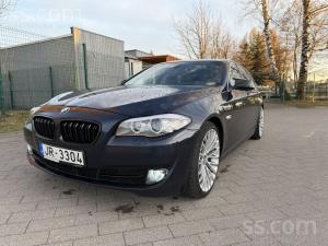 Blue BMW 520 2010 in Riga, with an engine capacity of 2.00 L and mileage of 635 thousand km for 6850 €, photo 3 on AUTOMOTO.COM.LV