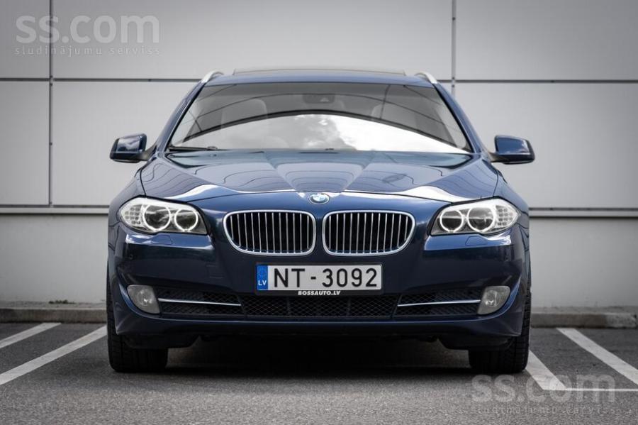 Zils BMW 520 2010 Rīga, ar dzinēja tilpumu 2.00 L un nobraukumu 348 tūkst. km par 5995 €, foto 3 vietnē AUTOMOTO.COM.LV