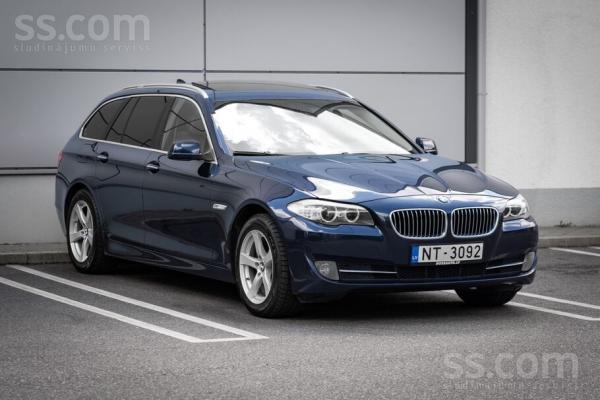 Blue BMW 520 2010 in Riga, with an engine capacity of 2.00 L and mileage of 348 thousand km for 5995 €, photo 3 on AUTOMOTO.COM.LV