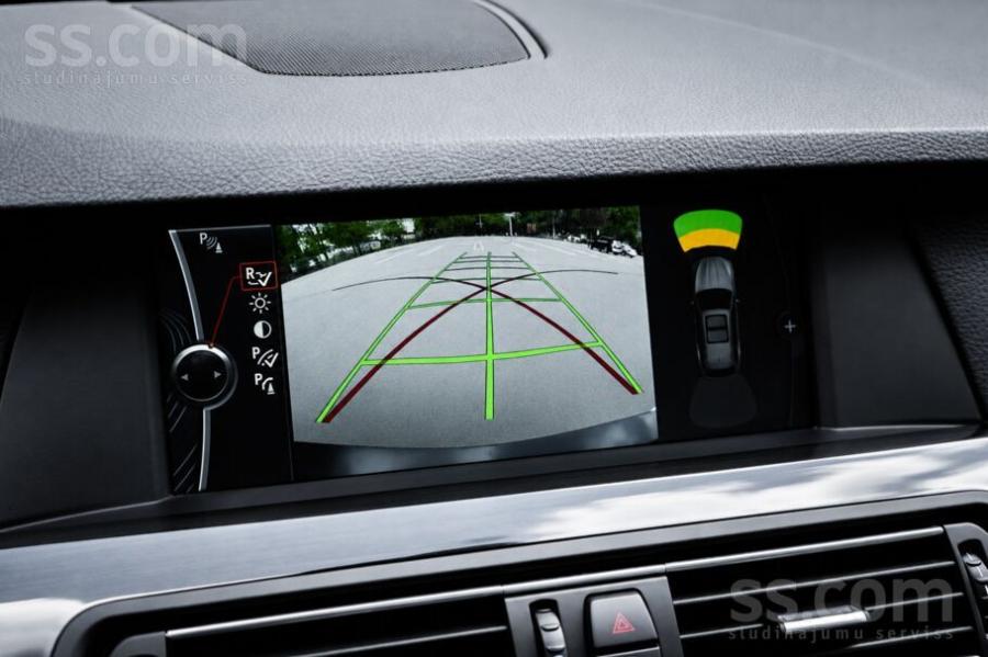 Zils BMW 520 2010 Rīga, ar dzinēja tilpumu 2.00 L un nobraukumu 348 tūkst. km par 5995 €, foto 28 vietnē AUTOMOTO.COM.LV